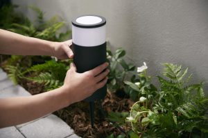 Philips Hue Outdoor Calla Bollard Review - Hue Home Lighting