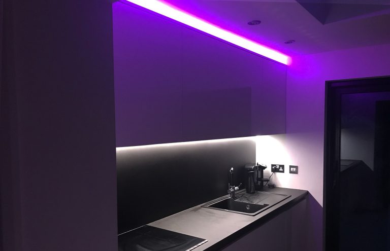 Philips Hue Kitchen Lighting Ideas - Hue Home Lighting